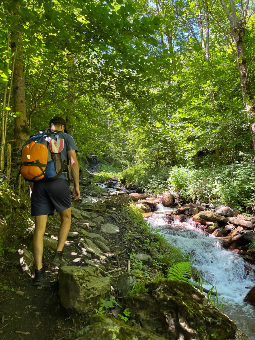 Randonnée Étang d'Araing - Pic de Crabère dans les Pyrénées