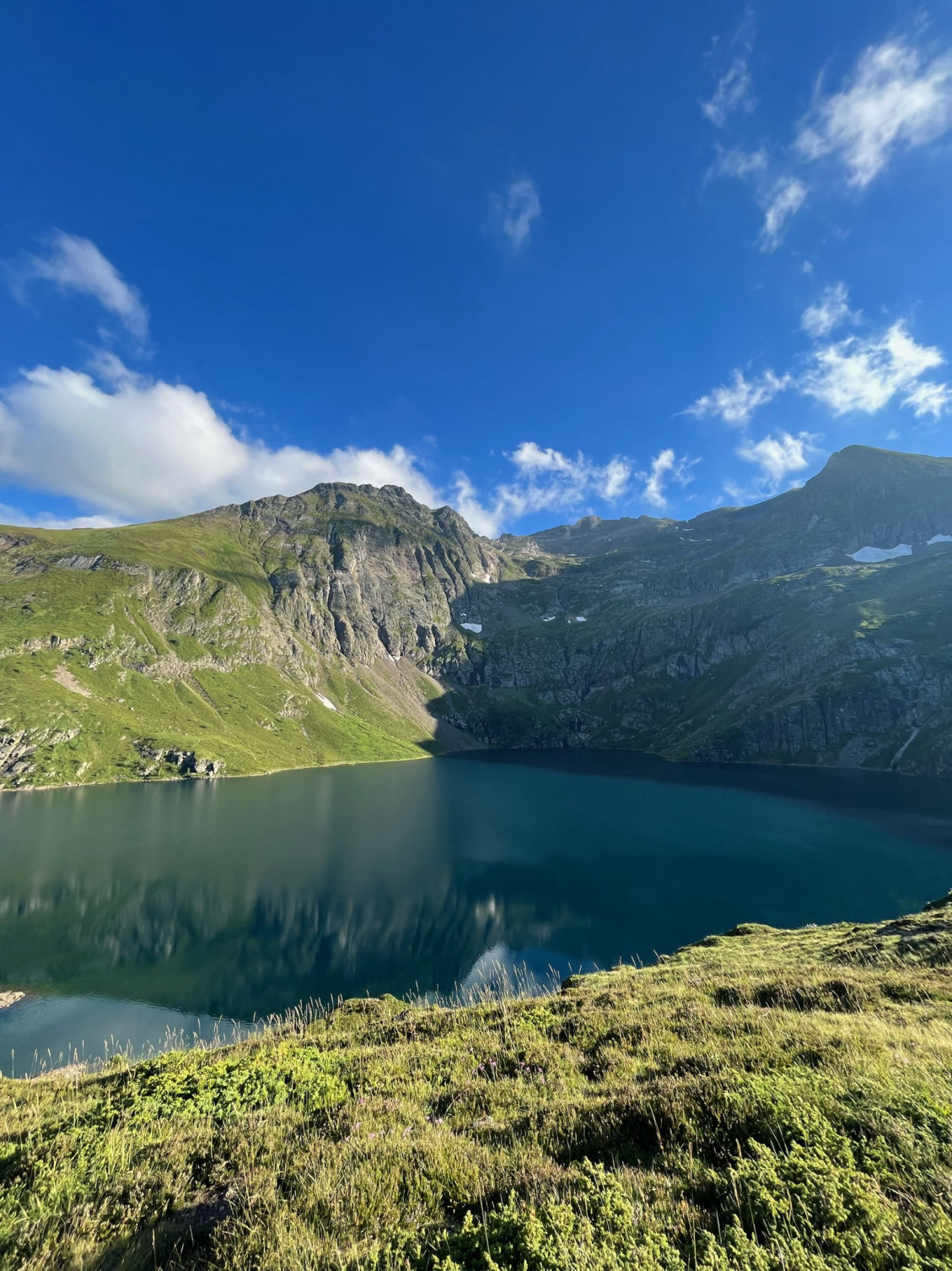 Randonnée Étang d'Araing - Pic de Crabère dans les Pyrénées