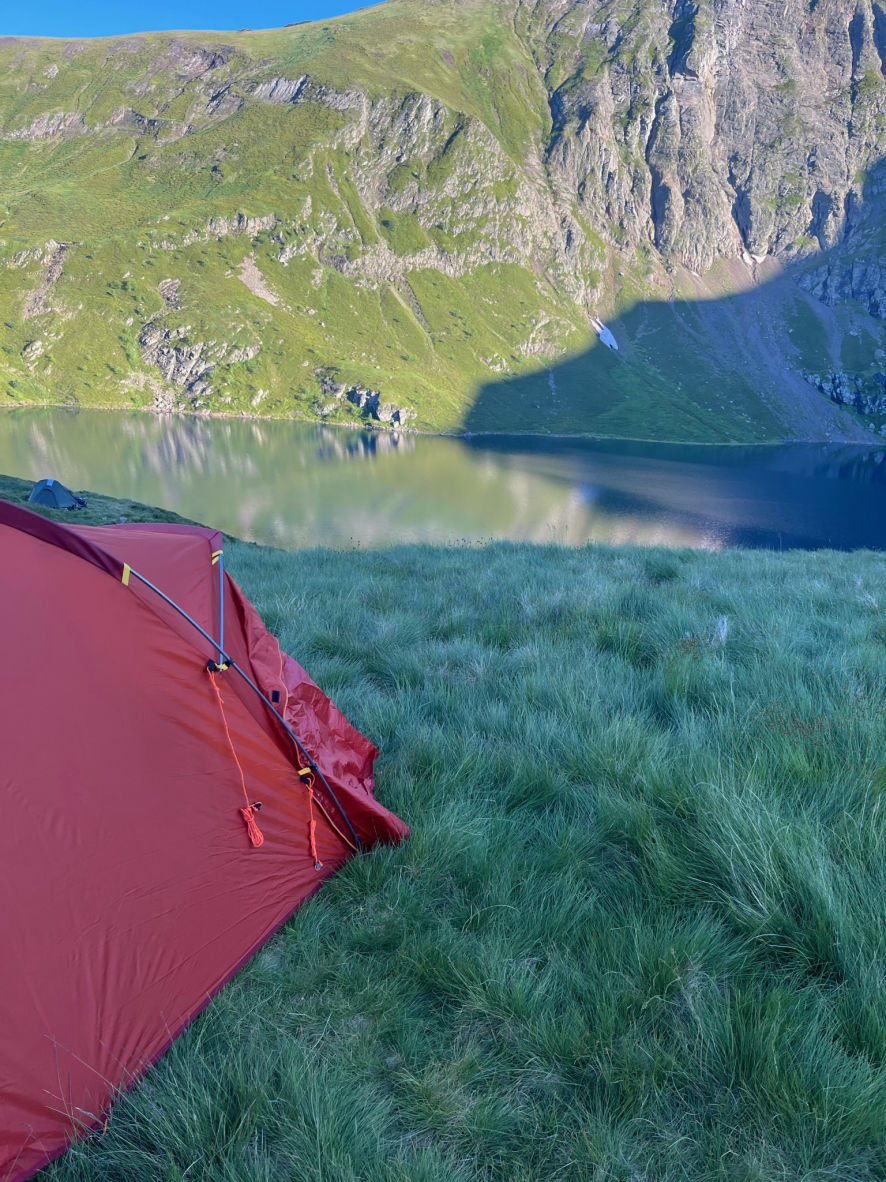 Randonnée Étang d'Araing - Pic de Crabère dans les Pyrénées